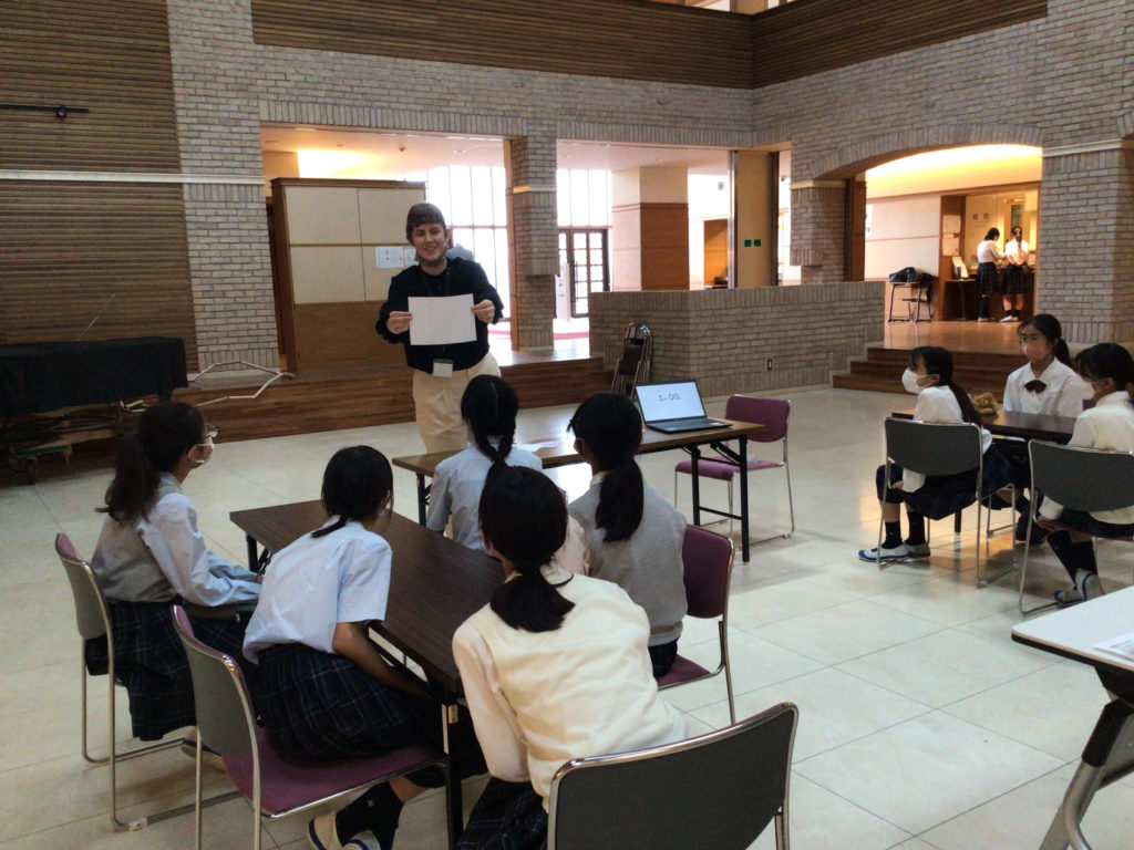 DCG Academy 英語で楽しむEnglish word-guessing game, Pictionary | 学園ブログ | 田園調布 ...